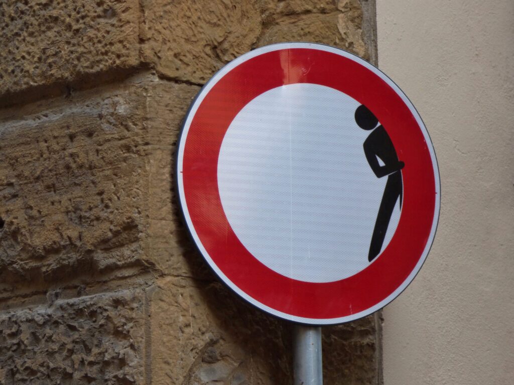 Road Signs in Italy - Italy Beyond The Obvious